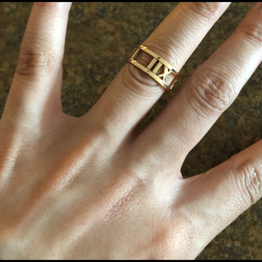 Tiffany And Co Atlas Rose Gold 18k Ring. - Gem